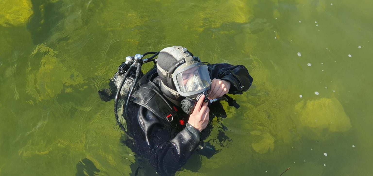 The use of divers' communication equipment in technical underwater work ...